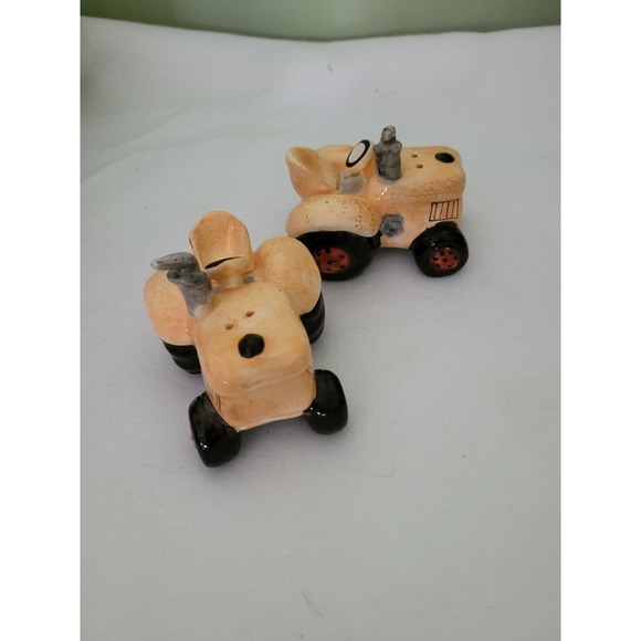 Unbranded | Dining | Ceramic Tractor Salt And Pepper Shakers | Poshmark